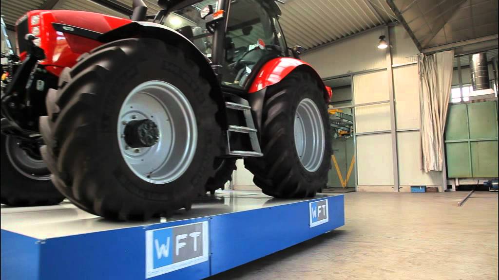 Smooth, Precise Motion for a Heavy-Load Transport System - Elmo